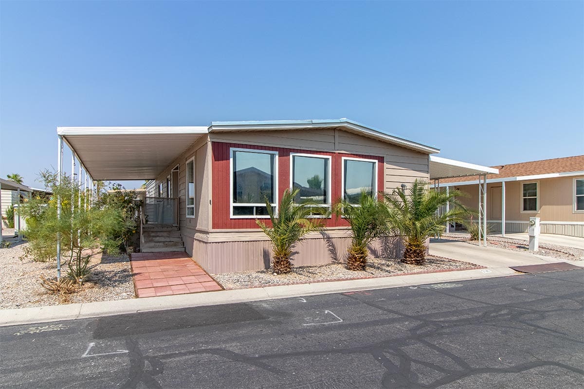 24X60 3 Bedroom 2 bath mobile home For Sale - 55+ Gated Park | ABC ...