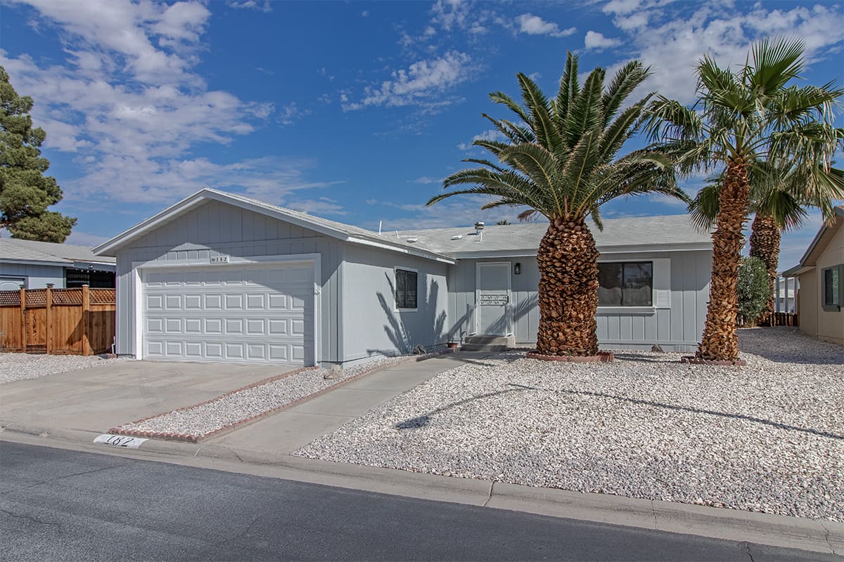 2 Bedroom 2 Bath Mobile Home For Sale 2-Car Garage 55+ Gated | ABC ...